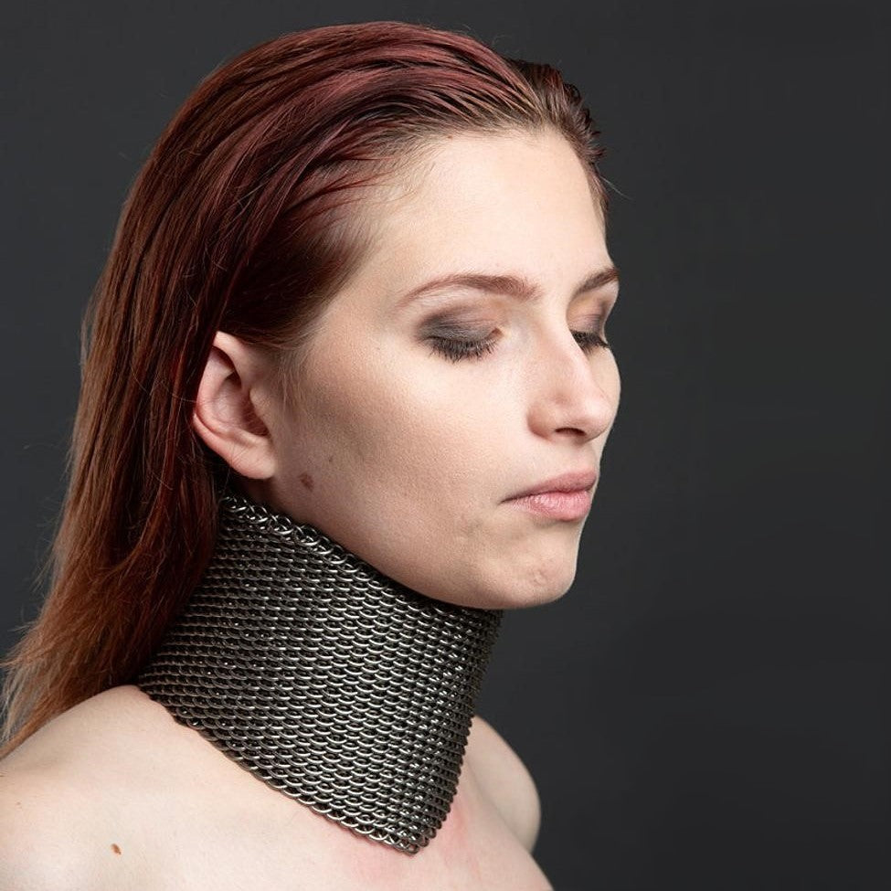 Handcuffs, Collars & Restraints – The Luxury Dungeon